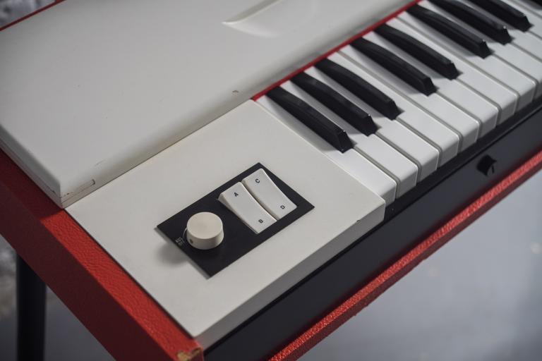 Hohner Clavinet C Schematic & Tone Controls - The Chicago Electric ...