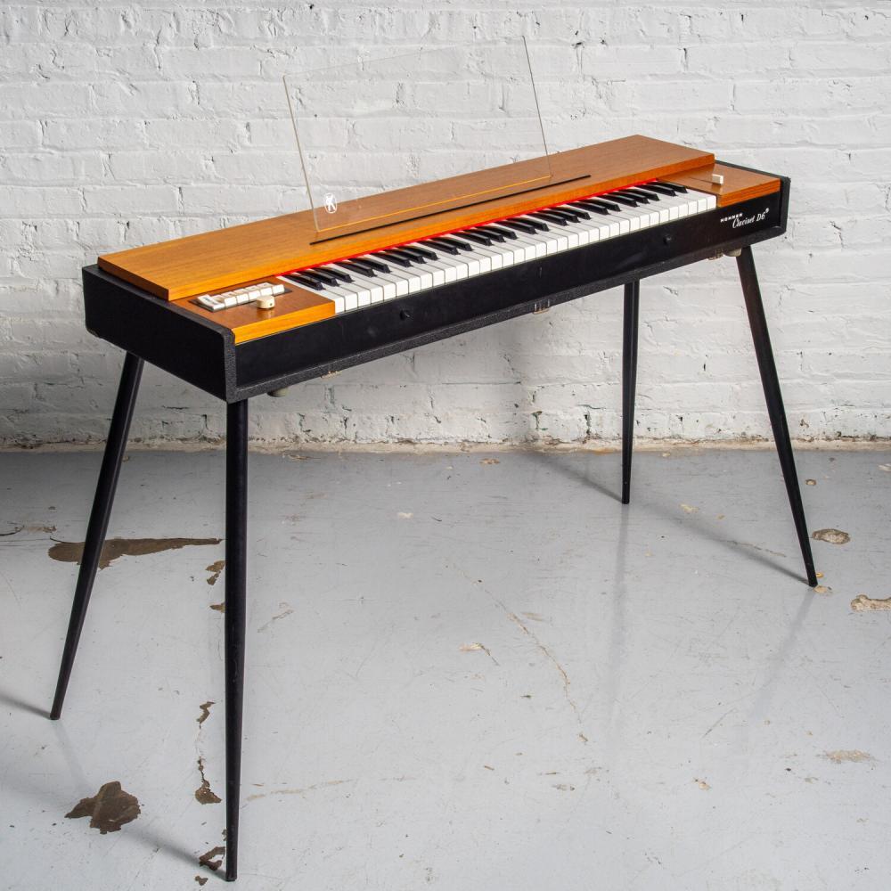 FOR SALE: Hohner Clavinet D6 [sold] – The Chicago Electric Piano Co.