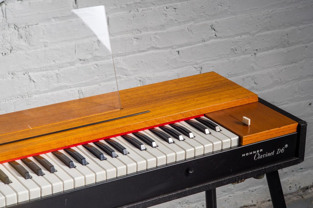 FOR SALE: Hohner Clavinet D6 [sold] – The Chicago Electric Piano Co.
