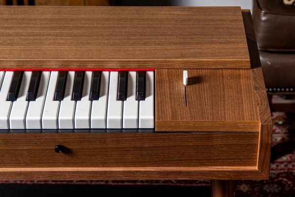 Custom Shop: Walnut Clavinet D6 – The Chicago Electric Piano Co.