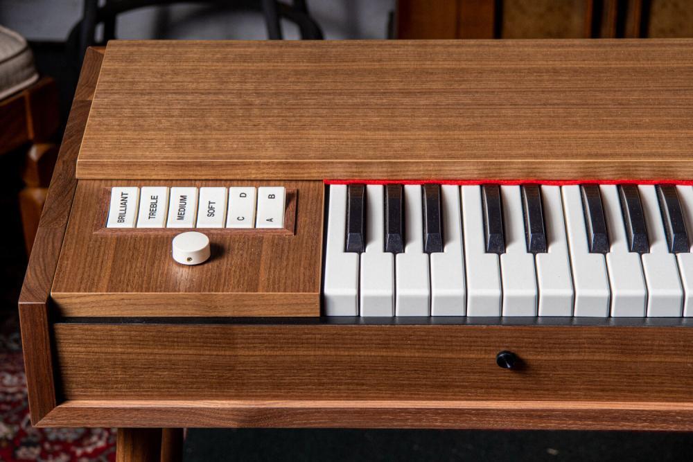 Custom Shop: Walnut Clavinet D6 – The Chicago Electric Piano Co.