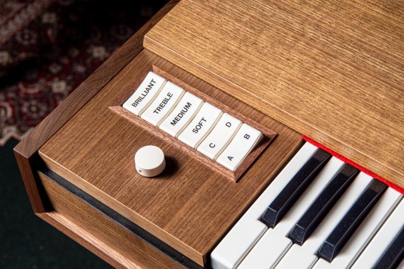 Custom Shop: Walnut Clavinet D6 – The Chicago Electric Piano Co.