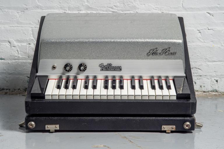 FOR SALE: Fender Rhodes Piano Bass (1971) – The Chicago Electric Piano Co.