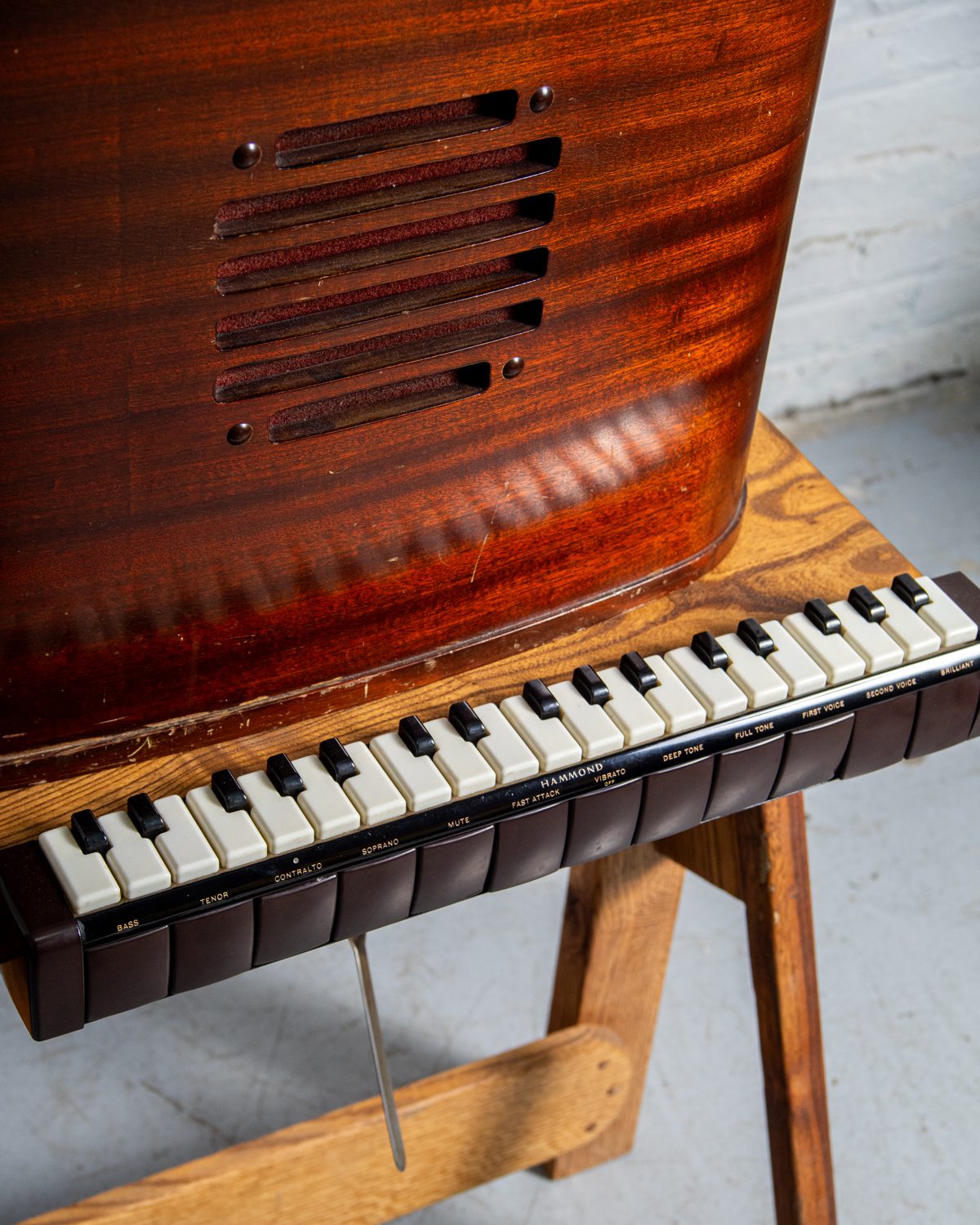 Hammond Solovox – a 1940s Mono Tube Synth – The Chicago Electric Piano Co.